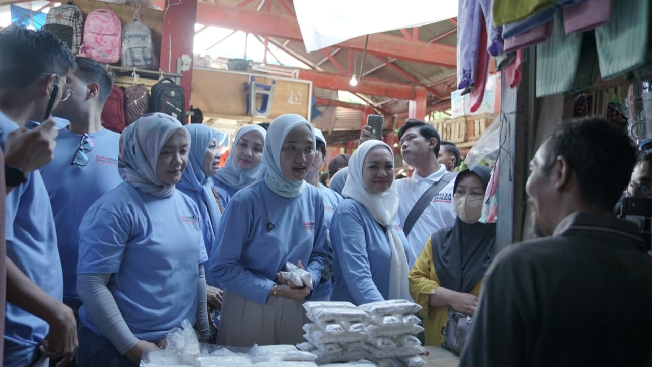 Jihan Nurlela Grebek Pasar Cimeng, Borong Dagangan dan Serap Aspirasi ...